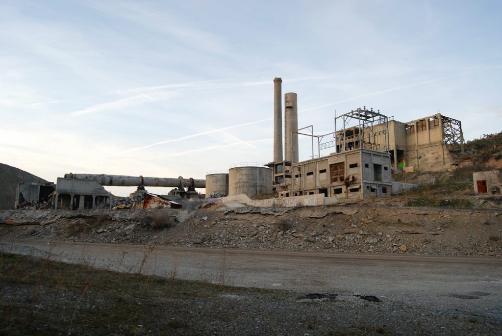 26 Old Abandoned Buildings in Oregon That'll Amaze You