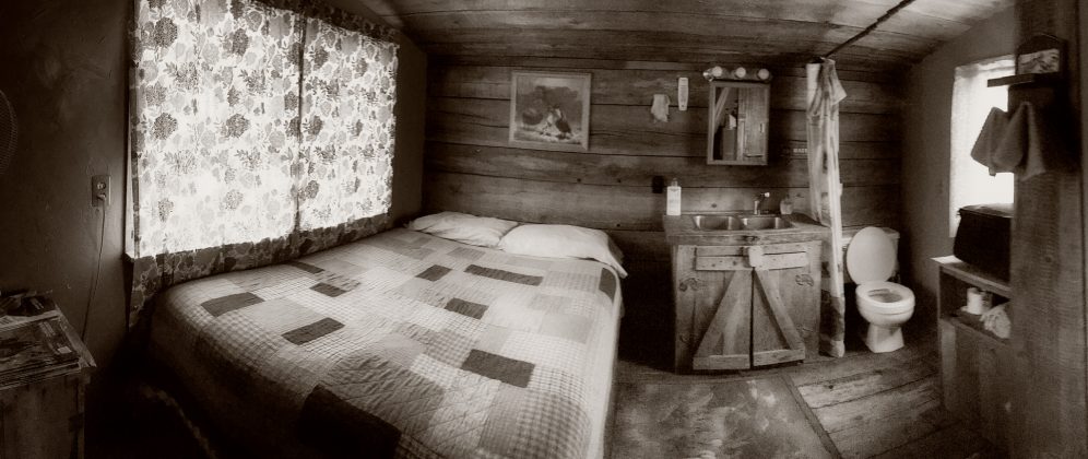 The Cowboy Dinner Tree In Oregon Offers An Unforgettable Experience