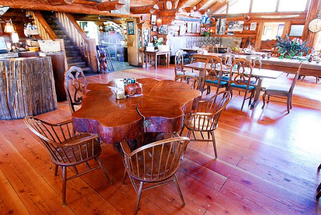 This Unique Logging Themed Restaurant is a True Taste of Oregon