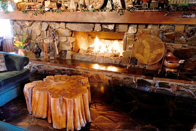 This Unique Logging Themed Restaurant is a True Taste of Oregon