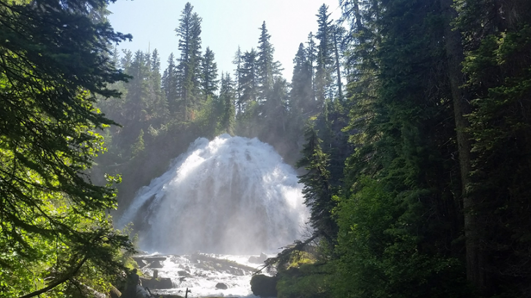 This Easy Hike to Beautiful Chush Falls is the Perfect Bend Day Trip