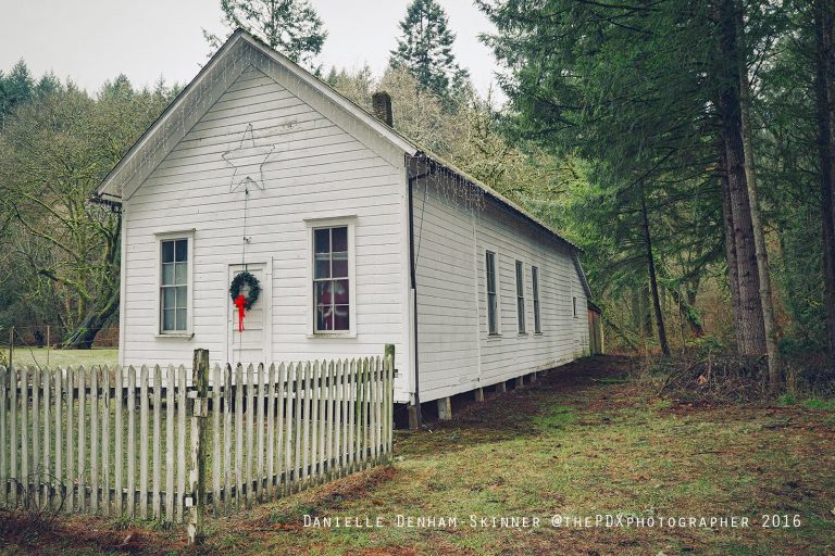 26 Historic Oregon Schoolhouses Still Standing Today