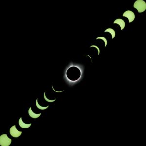 15 Awe-Inspiring Solar Eclipse Pictures Captured in Oregon