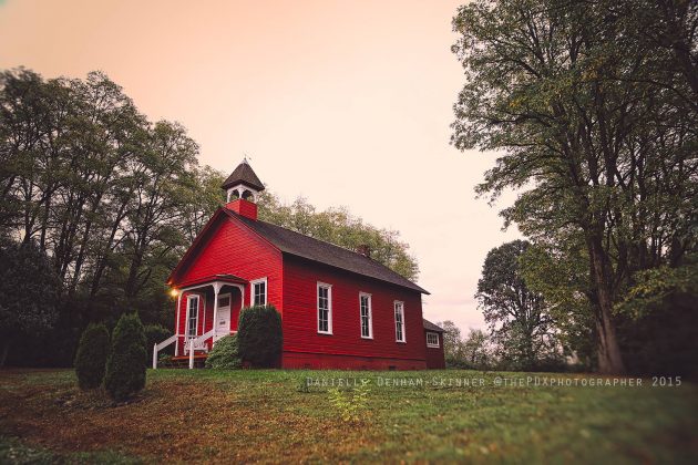 26 Historic Oregon Schoolhouses Still Standing Today