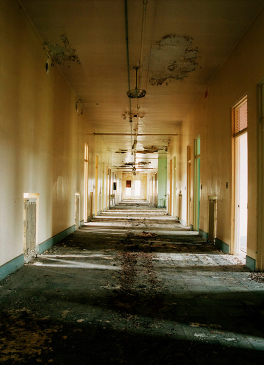 These Photos From Oregon's Abandoned Insane Asylum Are Downright