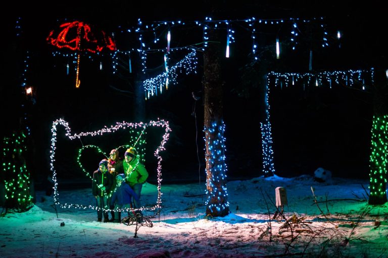 This Magical Winter Walk in Oregon Features One Million Lights