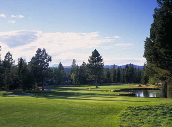 Sunset Lodging in Sunriver Promises An Unforgettable Experience