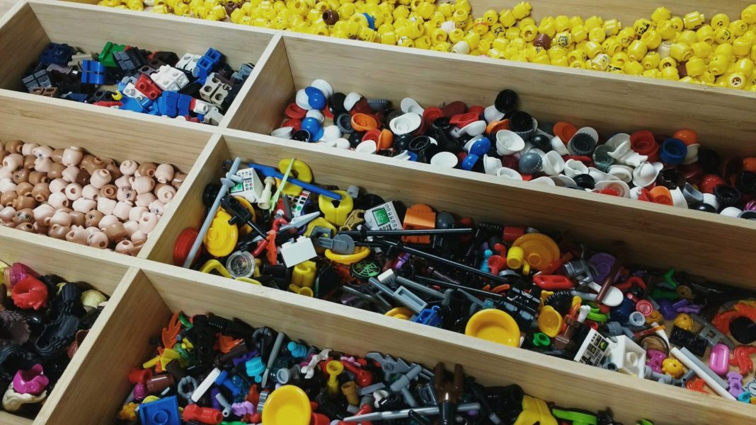 There's a Lego Store in Oregon, And It's Every Kid's Dream