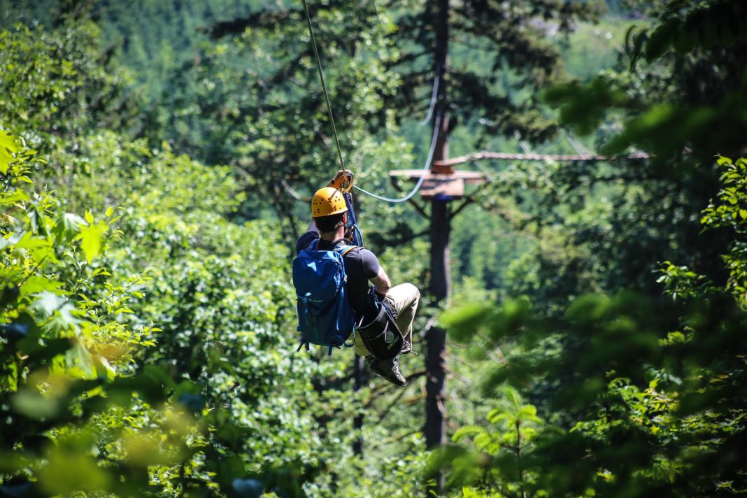 The Pumpkin Ridge Zip Tour in Oregon Features Gorgeous Fall Colors