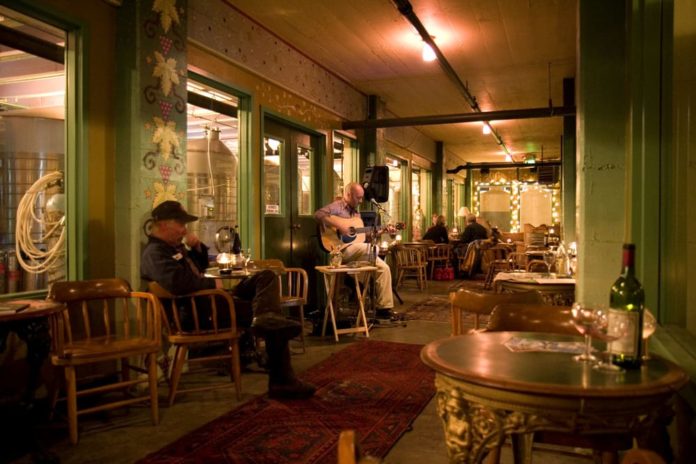 Unplug and Plan a Getaway to This Gorgeous Historic Hotel in Oregon