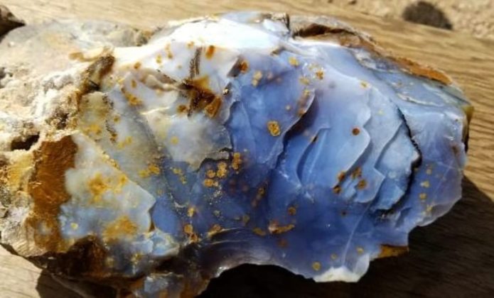 Oregon is a Rockhounding Paradise: All the Best Public Sites Are Right Here