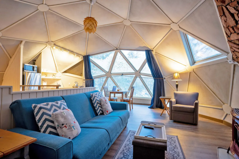 Retreat To This Adorable Quiet Little Dome Home In Oregon