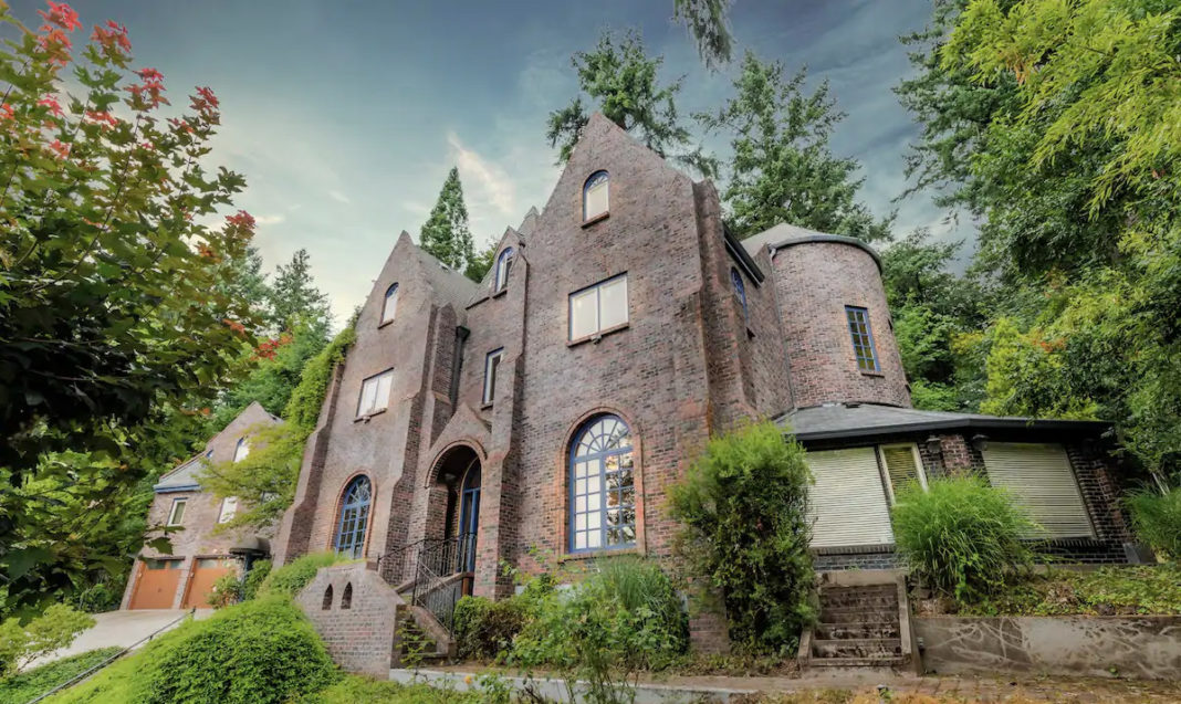 Stay Overnight at This Fairytale Castle in Oregon