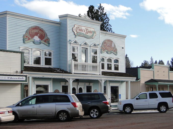 Enjoy Awe-Inspiring Views Of Sisters, Oregon On This Unique Carriage Ride