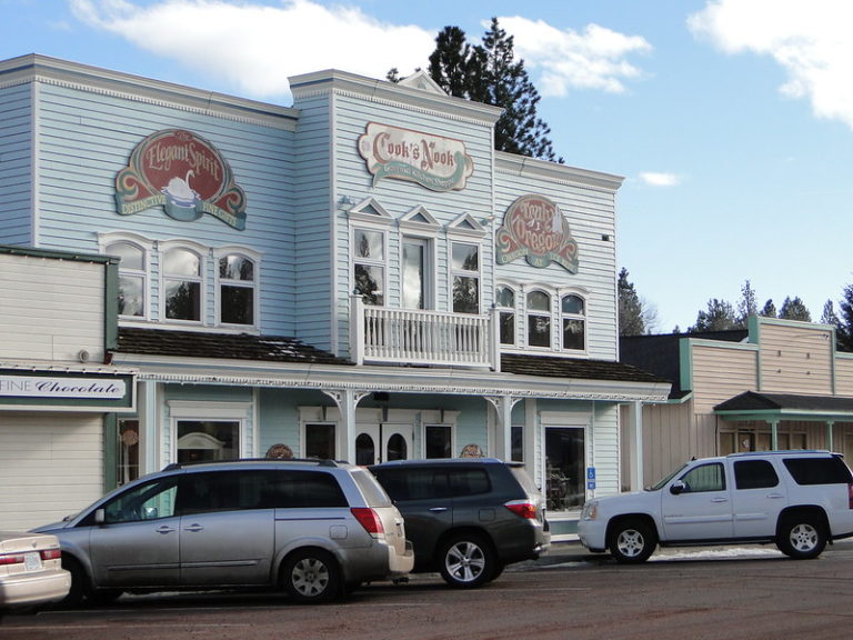 Enjoy Awe-Inspiring Views Of Sisters, Oregon On This Unique Carriage Ride