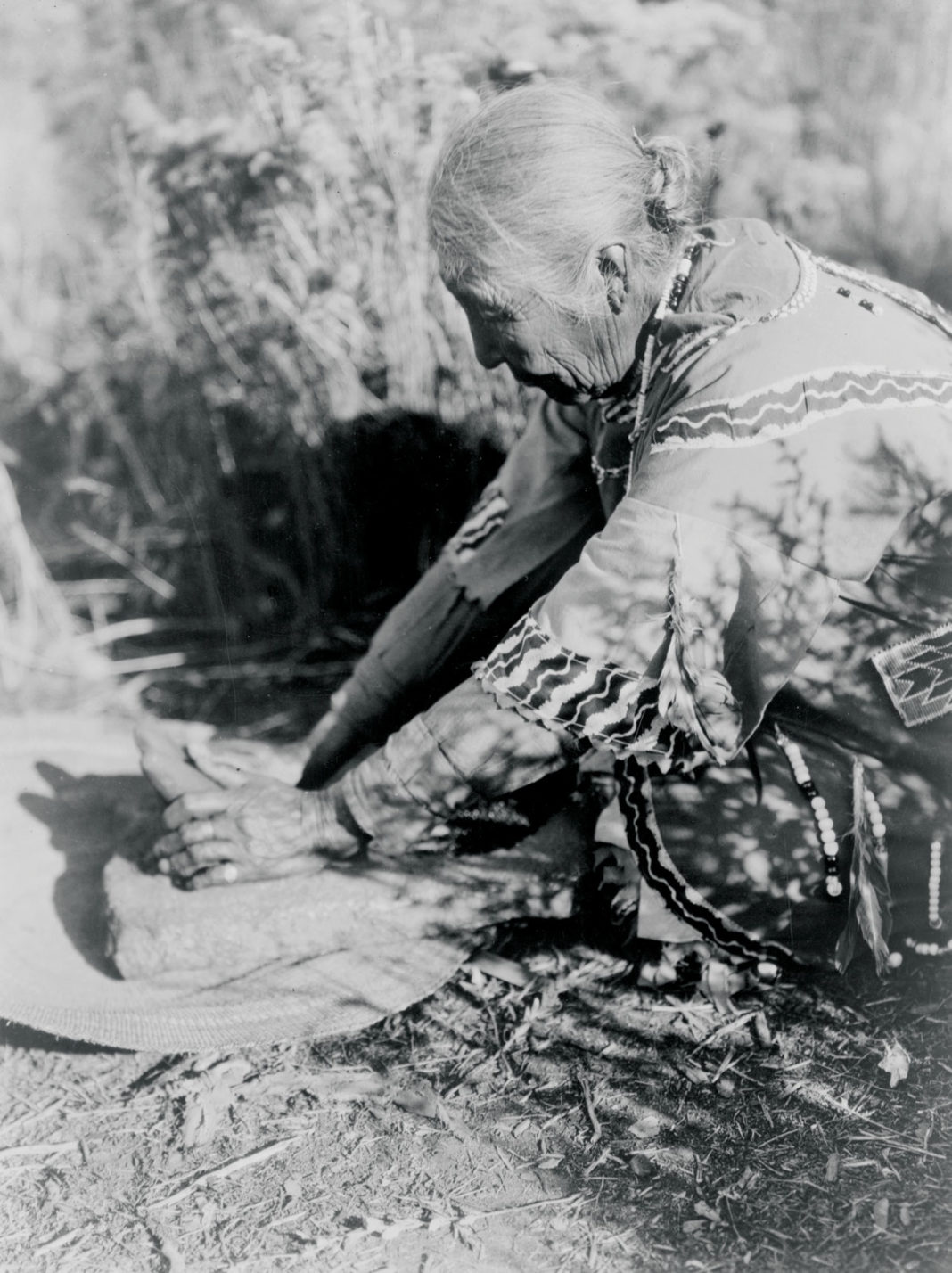 16 Stunning Historical Photographs of Oregon's First Nations