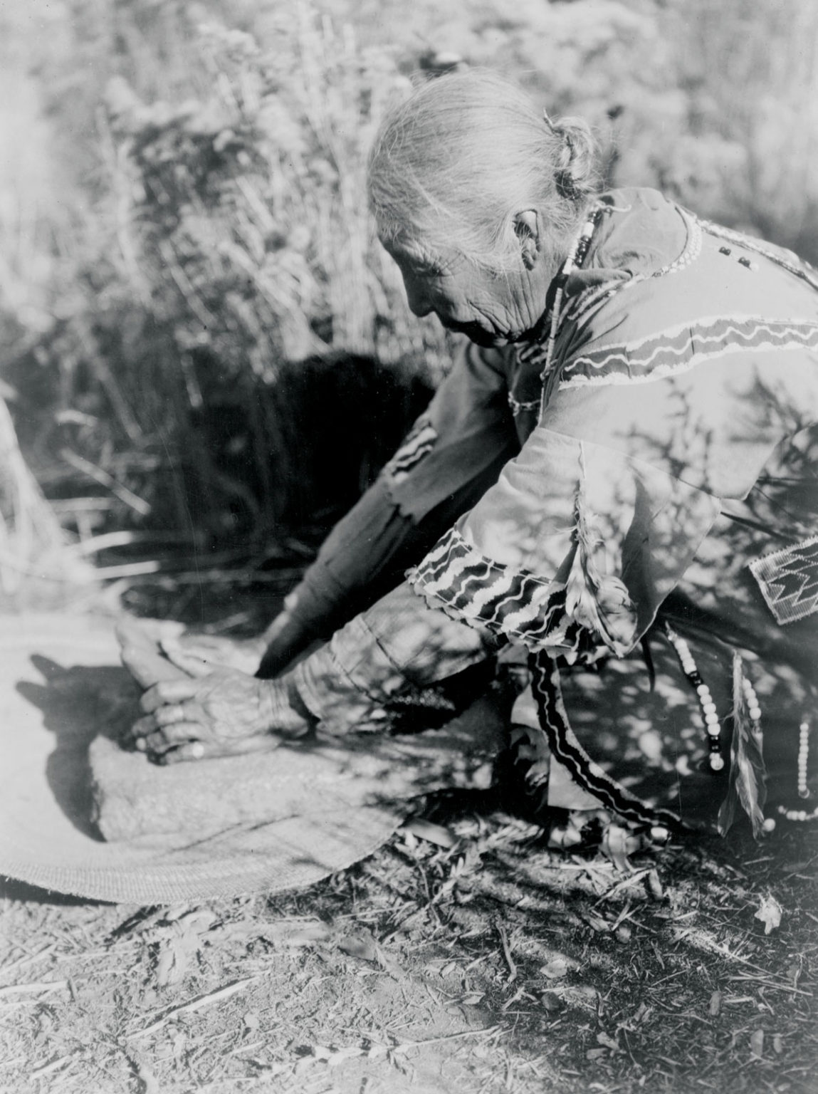16 Stunning Historical Photographs of Oregon's First Nations