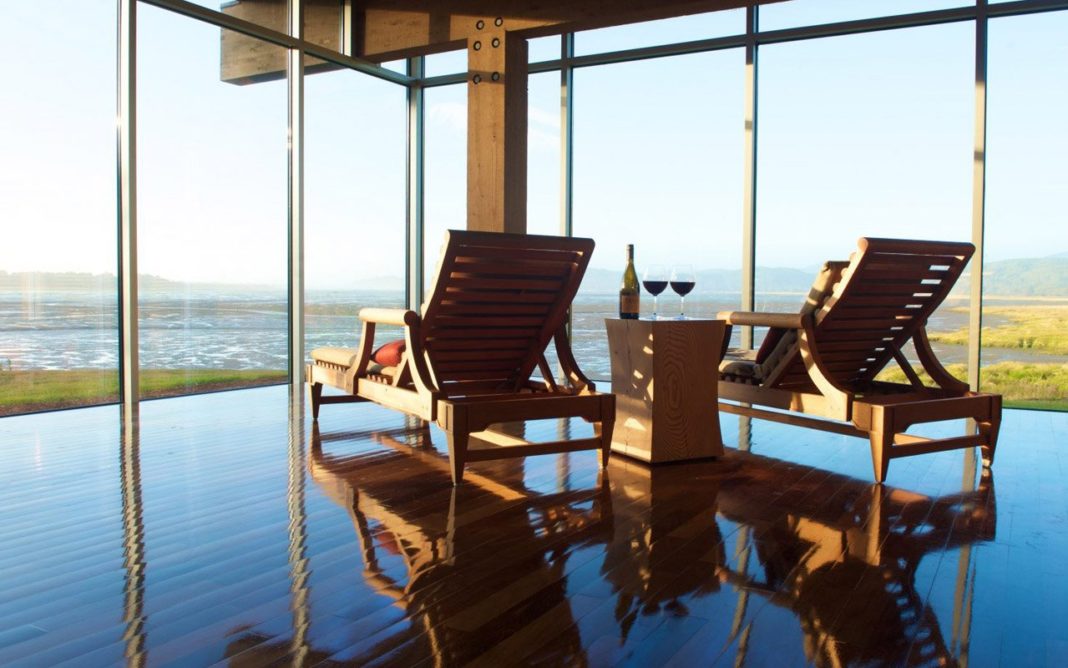 This Fall Take In Gorgeous Bay Views As You Relax At This Spa On The Oregon
