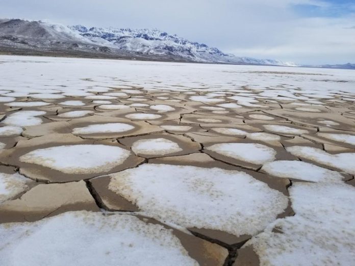 2024 Guide to Alvord Desert Hiking, Hot Springs and Camping