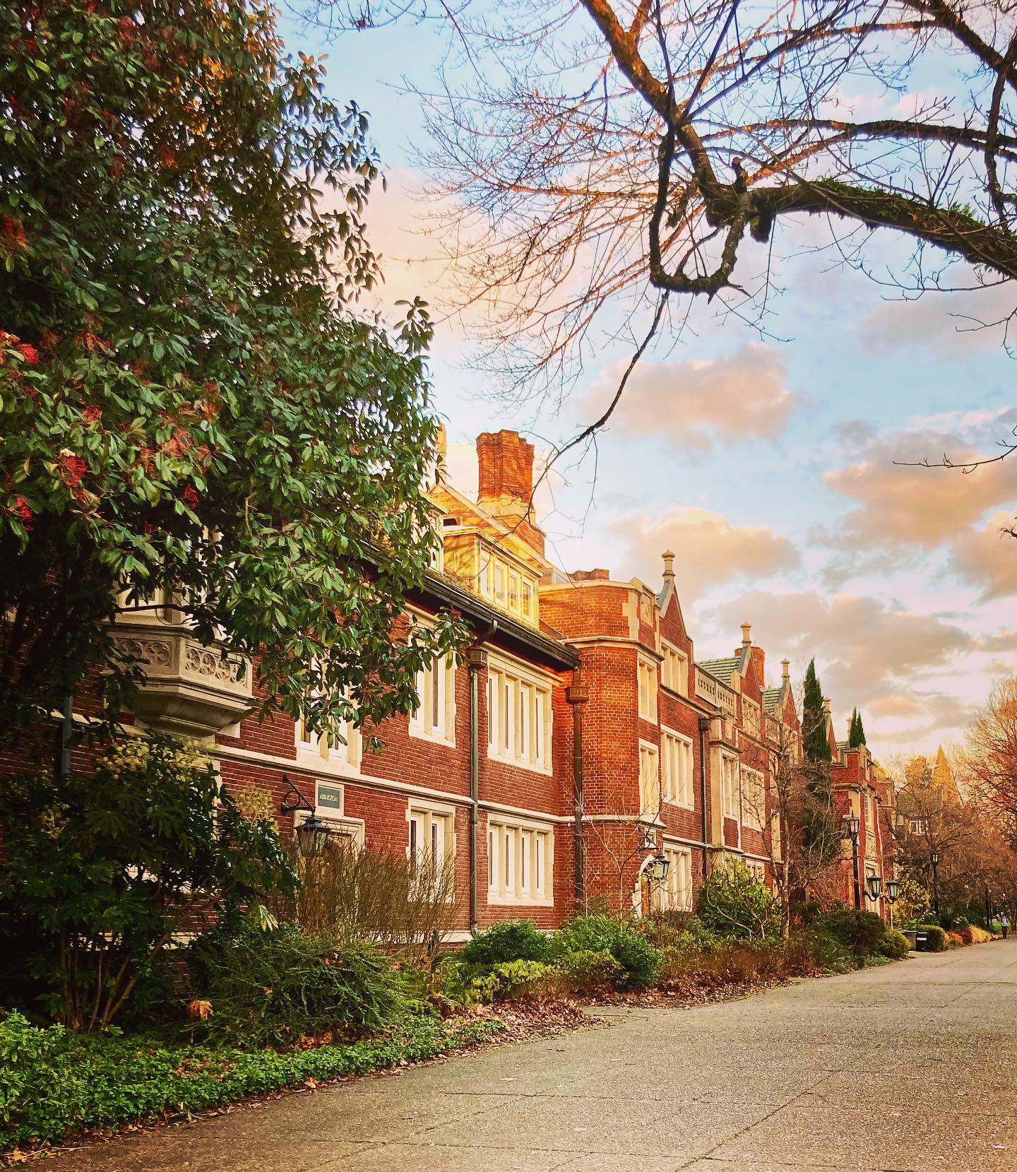 Visiting This Oregon College Is Like Going To Hogwarts!
