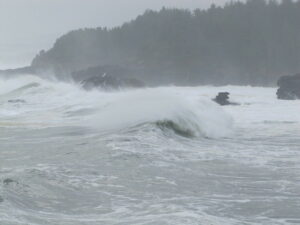 20-25 Foot Waves To Slam Oregon Coast Friday November 4th, 2022