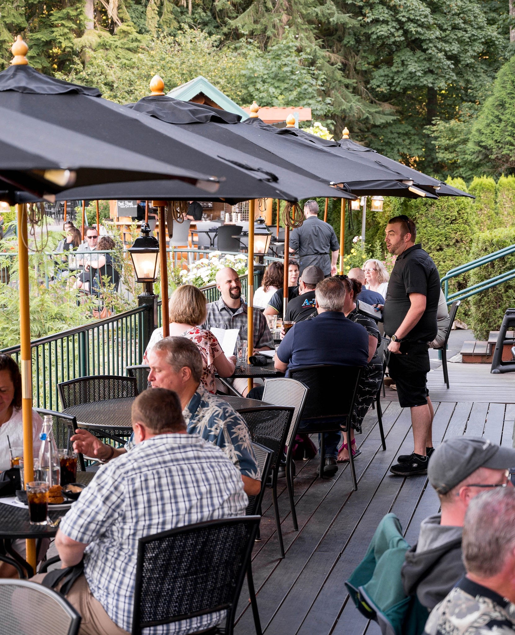 Dine With A Majestic River View At Oregon's Stone Cliff Inn