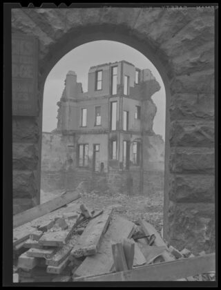 49 Extraordinary Photos of What Oregon Life Was Like During World War II