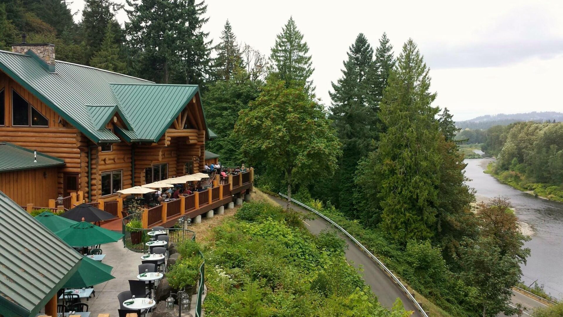 Dine With A Majestic River View At Oregon's Stone Cliff Inn