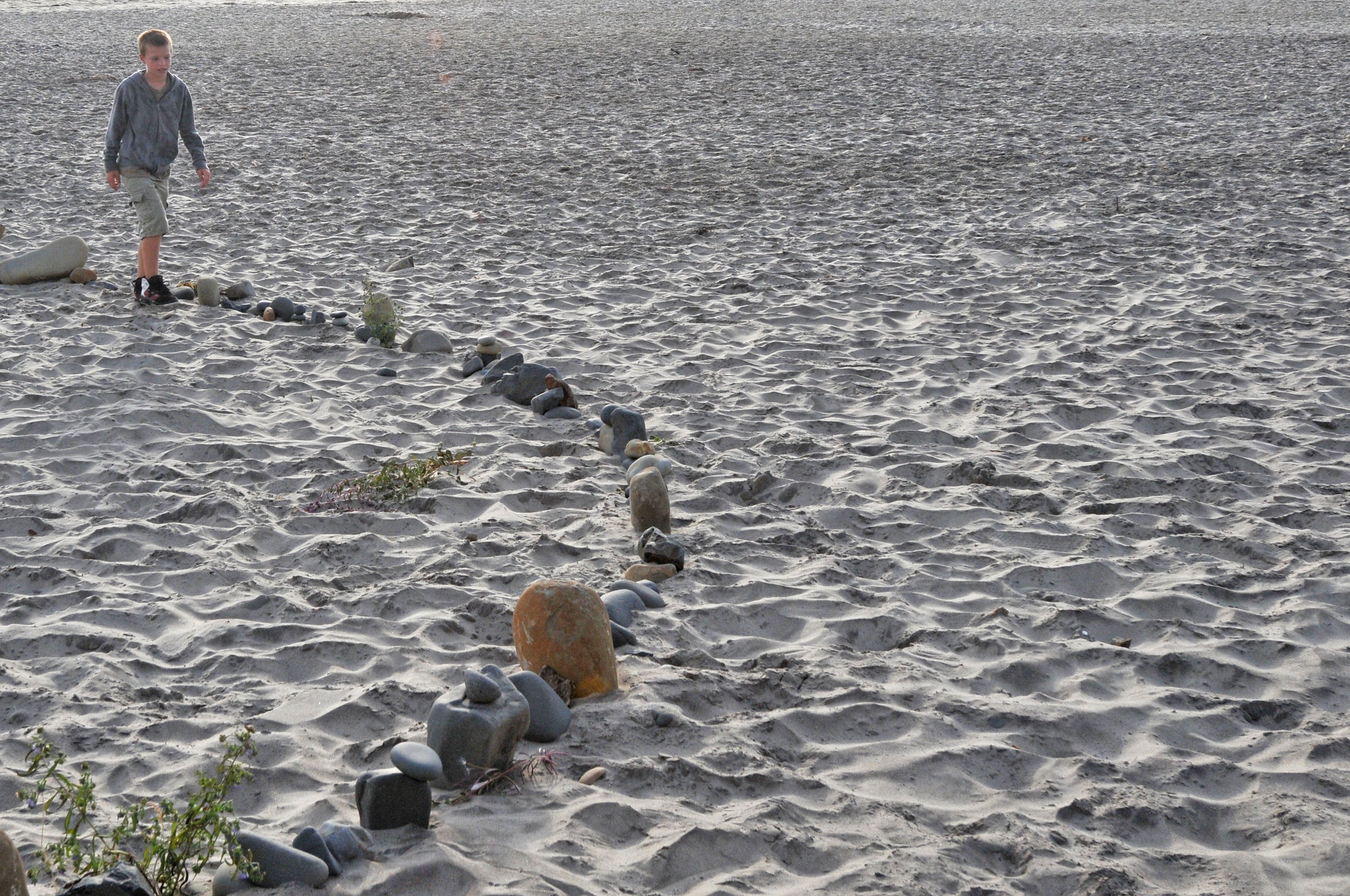 Agate Hunting 101: A Beach Guide to Finding Oregon's Best Hidden Gemstones