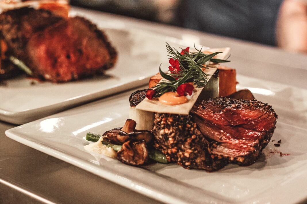 Oshen's Chophouse: Making Waves in Lincoln City, Oregon