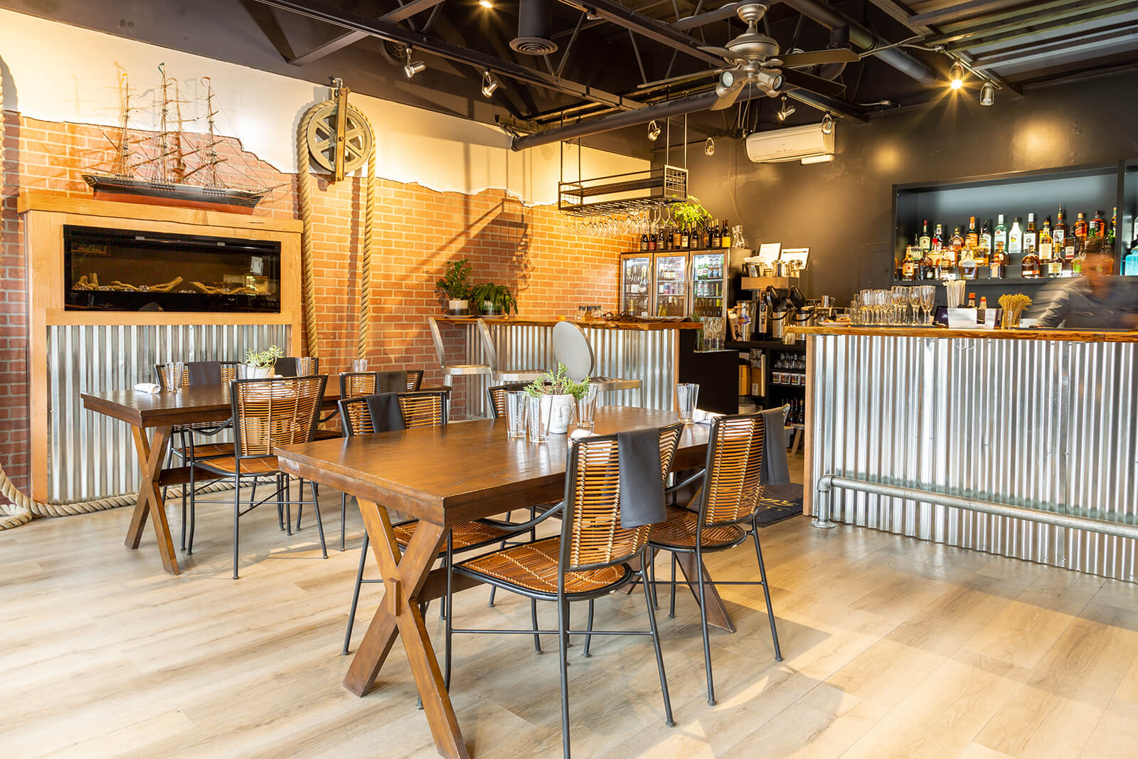 Oshen's Chophouse: Making Waves in Lincoln City, Oregon