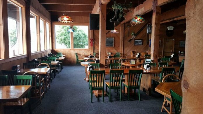 The Small Town Pizza Joint In Oregon You Have To Try At Least Once