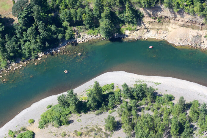 Seven Perfect Rivers for Summer Tubing in Oregon