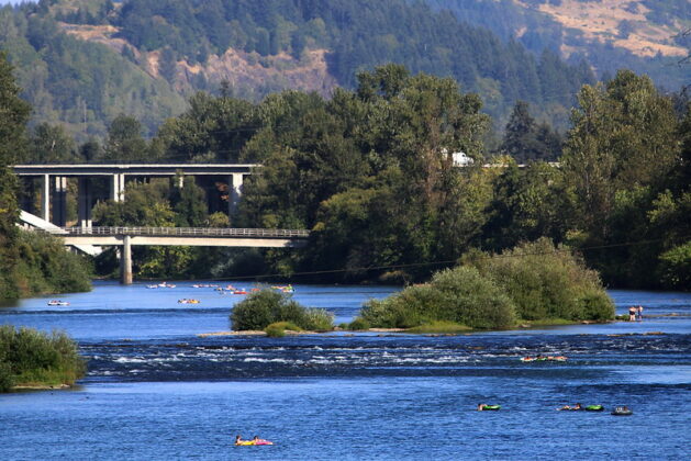 Seven Perfect Rivers for Summer Tubing in Oregon