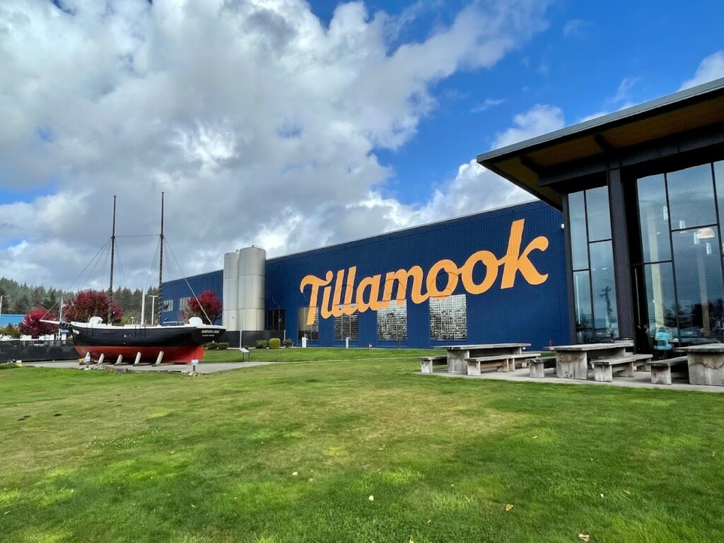 Tillamook Creamery Expands Offerings with Crispy Stone-Fired Pizza and Mac