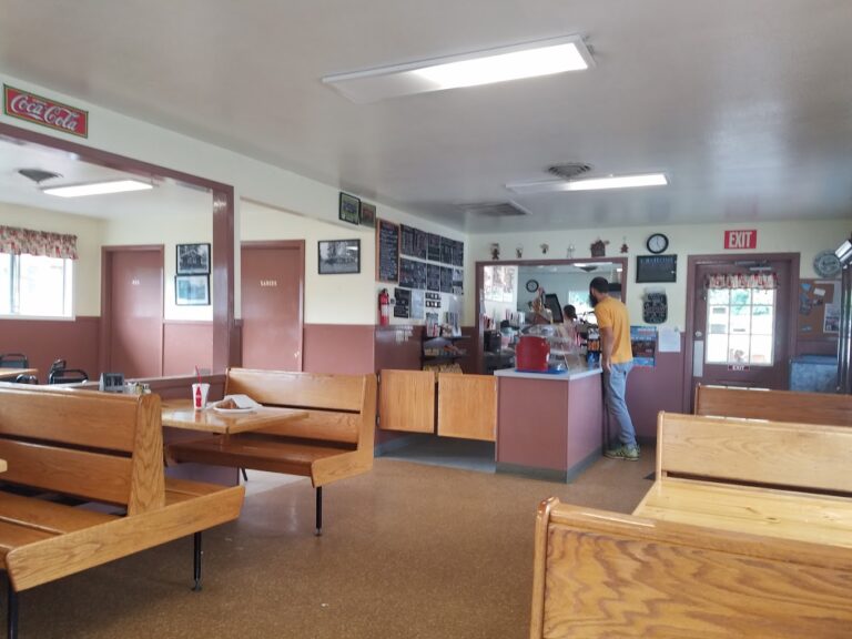 You Don’t Have to Wait Till Christmas to Visit This Gingerbread House ...