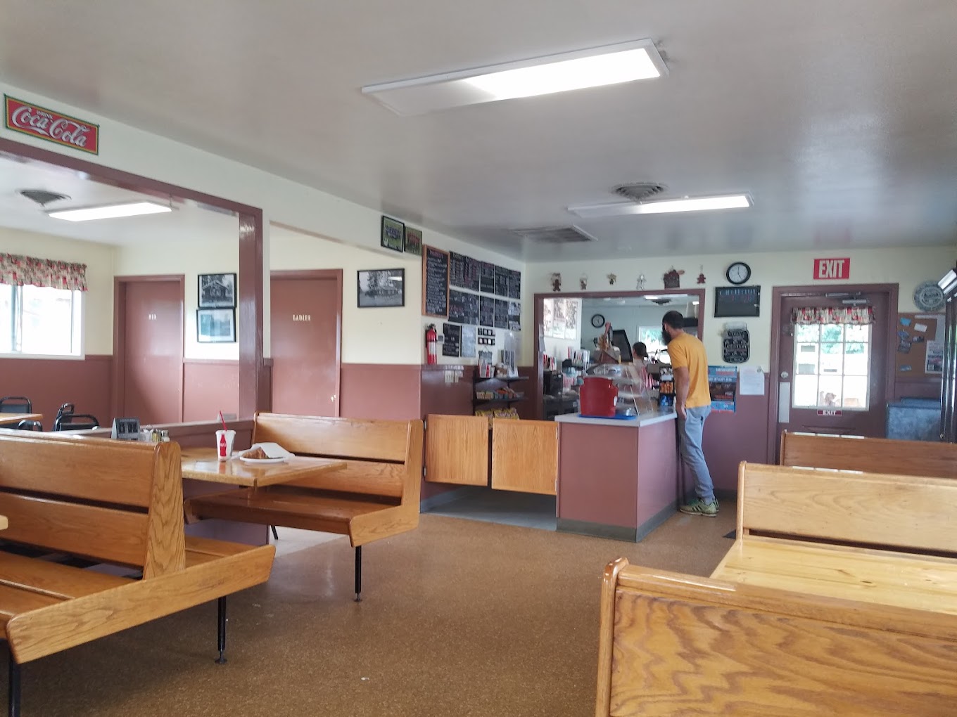 You Don’t Have to Wait Till Christmas to Visit This Gingerbread House ...