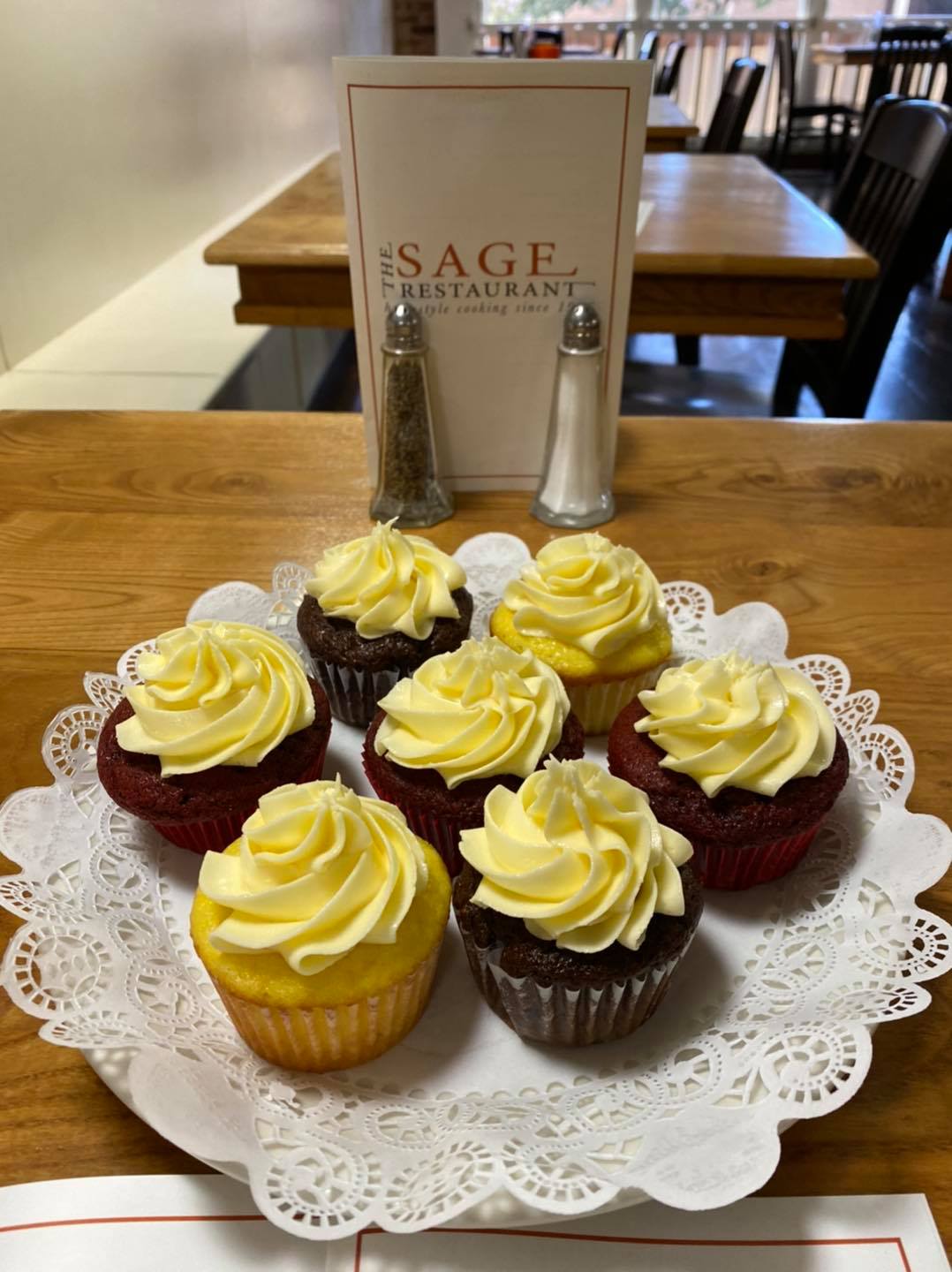 The Cozy Eatery That's Been Serving Oregon's Best Sandwiches for Nearly ...