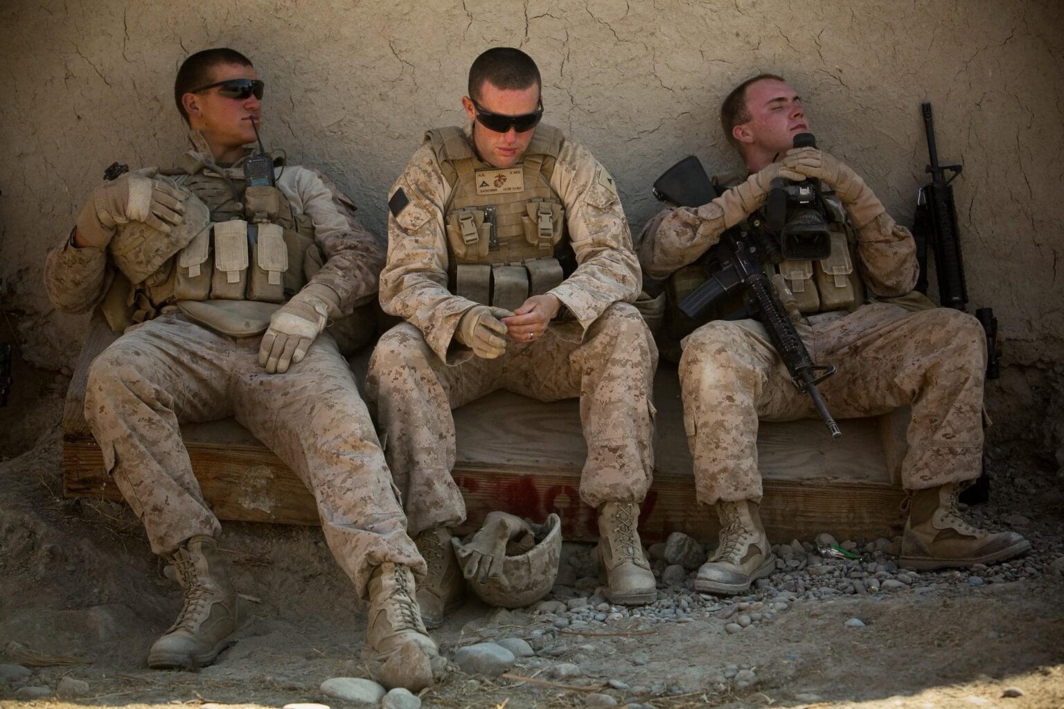 Succulent Ribs Await At Lincoln City BBQ