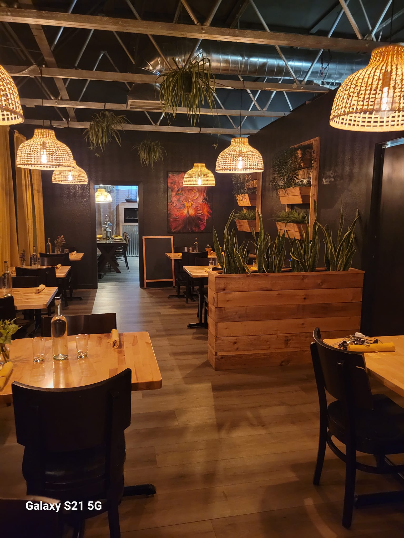 20 Iconic Oregon Coast Restaurants To Indulge In 2024