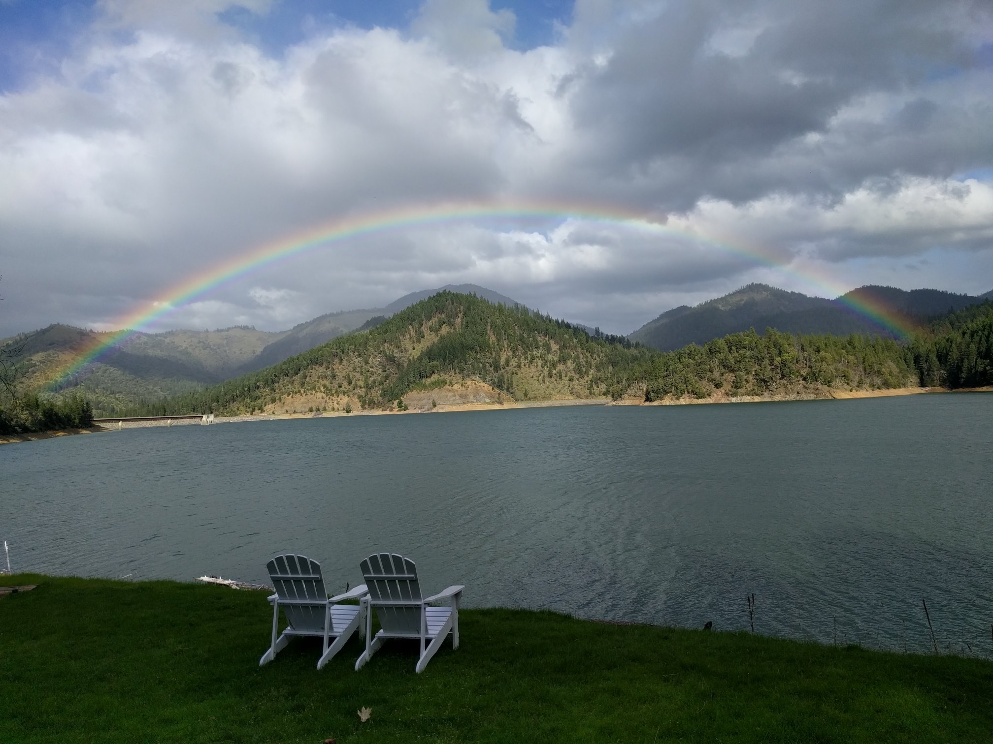 Applegate Lake - Southern Oregon's Hidden Gem Of Natural Splendor