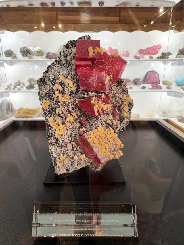 Rice Northwest Museum of Rocks and Minerals: Lose Track of Time ...