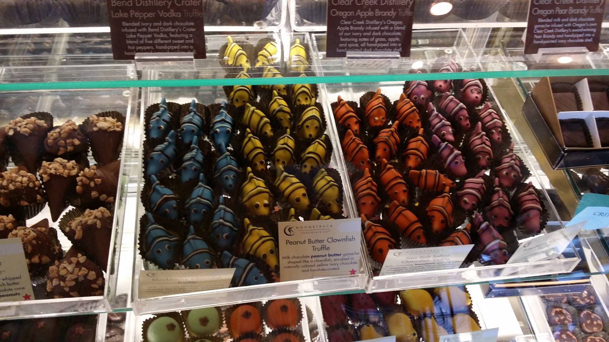 The Cannon Beach Chocolate Café Serves Hot Cocoa So Thick You Can Eat ...