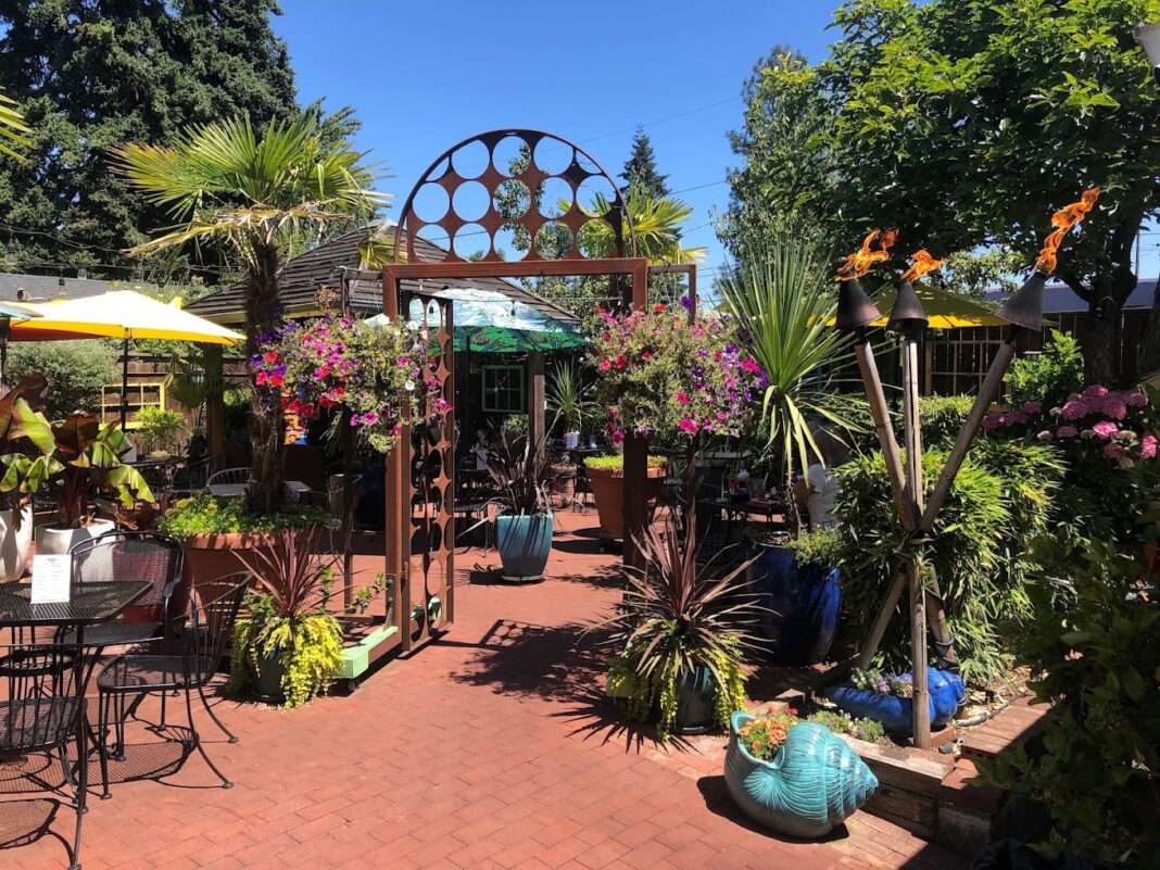 Enjoy Authentic Hawaiian Food Without Ever Getting On A Plane At Noho's ...