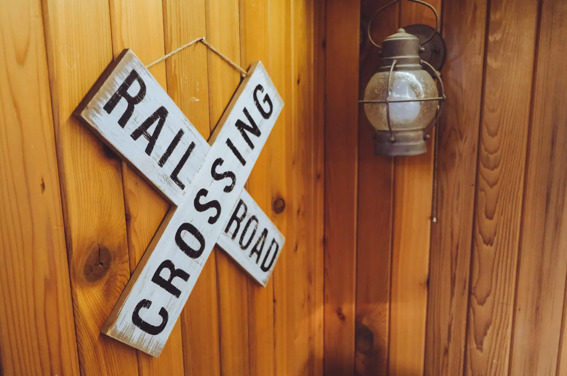 Stay A Night In An Authentic Railroad Caboose In Oregon, With Stunning ...