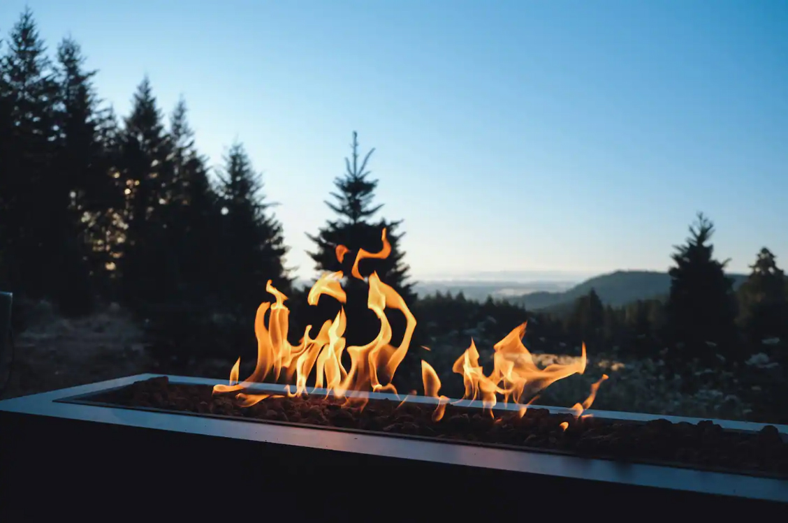 Stay A Night In An Authentic Railroad Caboose In Oregon, With Stunning ...