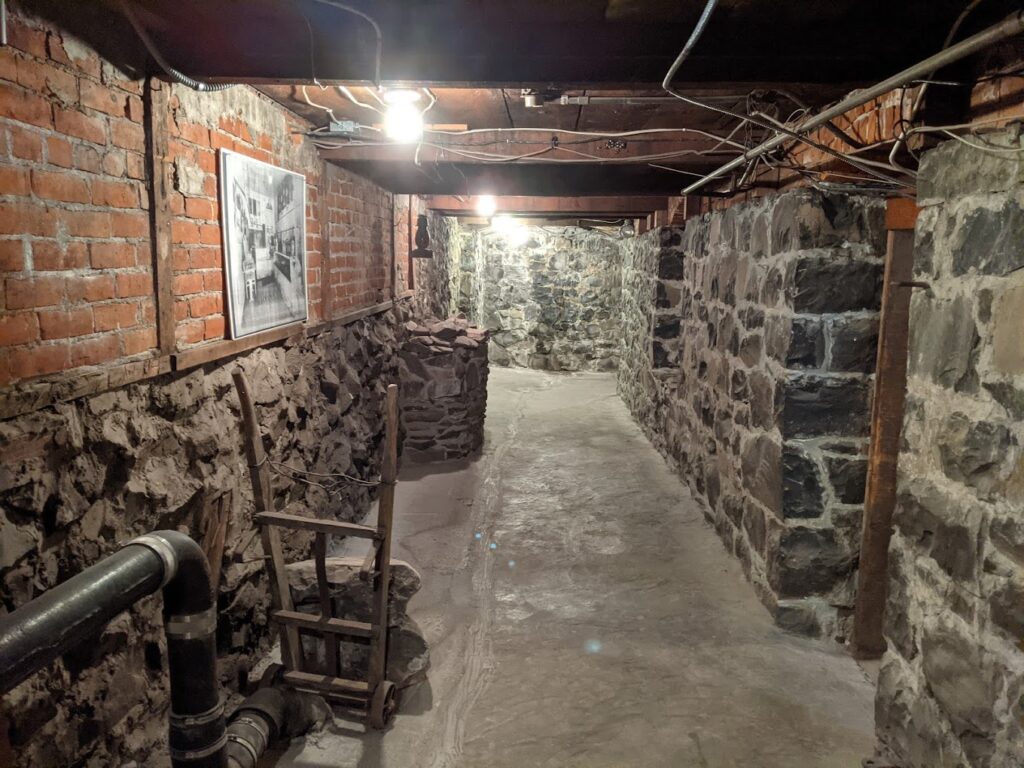 This Old West Underground Tour Is The Perfect Summer Adventure In Oregon