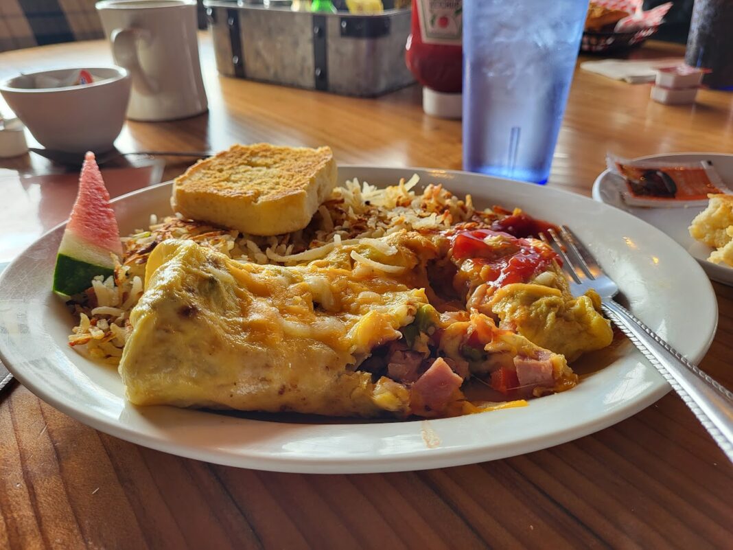 The Logger Restaurant: An Oregon Coast Burger And Breakfast Gem That'll ...