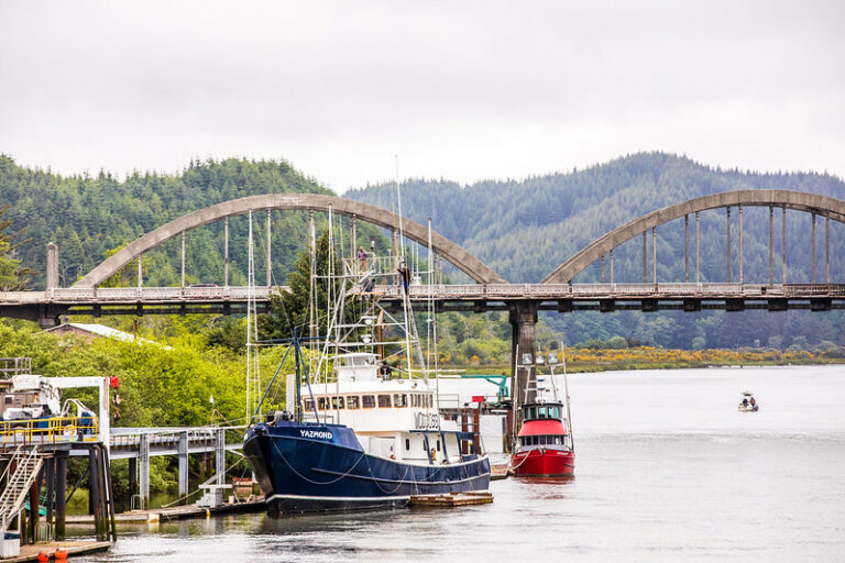 Reedsport Is A Nature Lover's Paradise On The Oregon Coast
