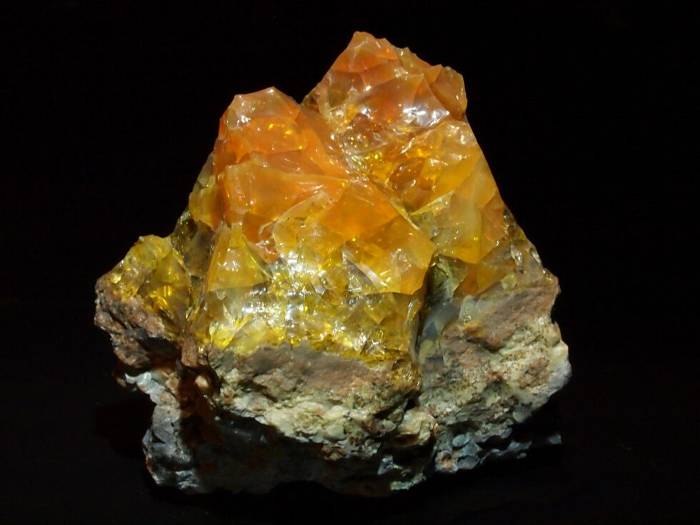 Dig For Gorgeous Opals Hidden in Oregon’s Ancient Volcanic Landscapes